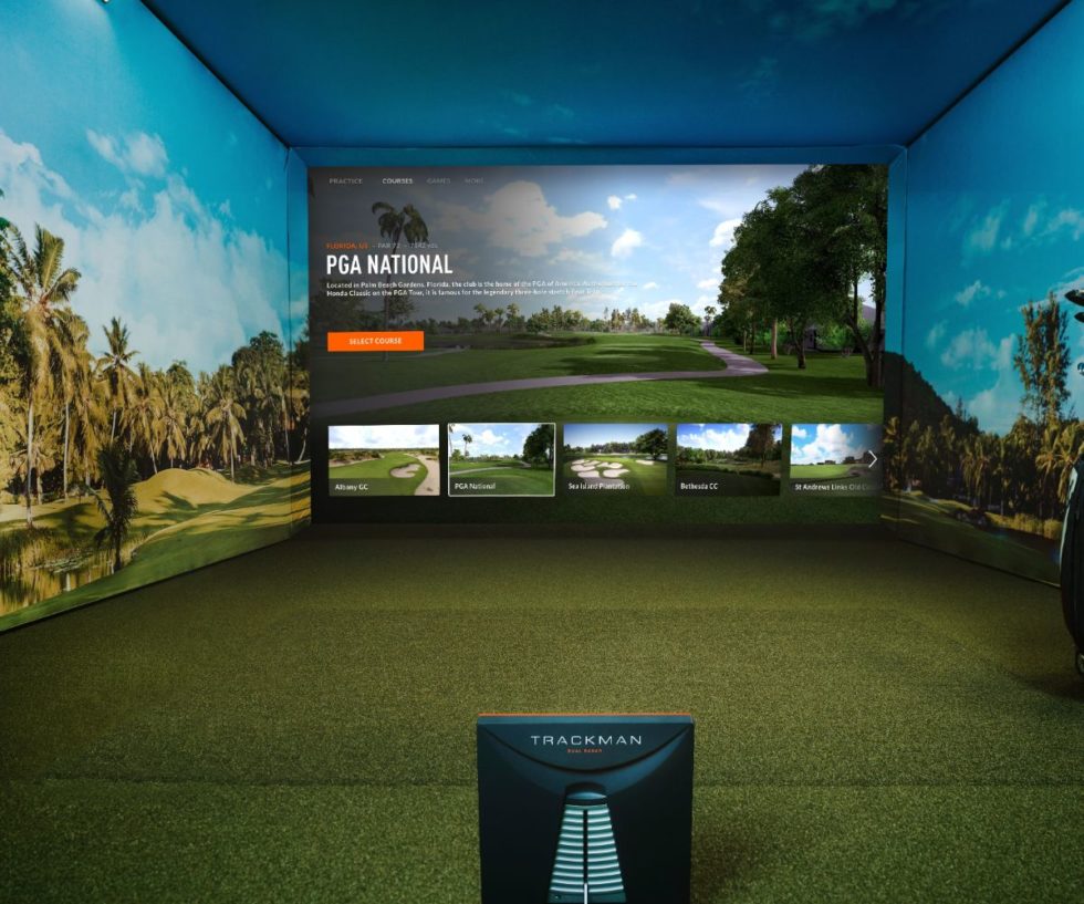 The Oasis Indoor Golf & Sports Bar - Indoor Golf Simulator in Salem, OH